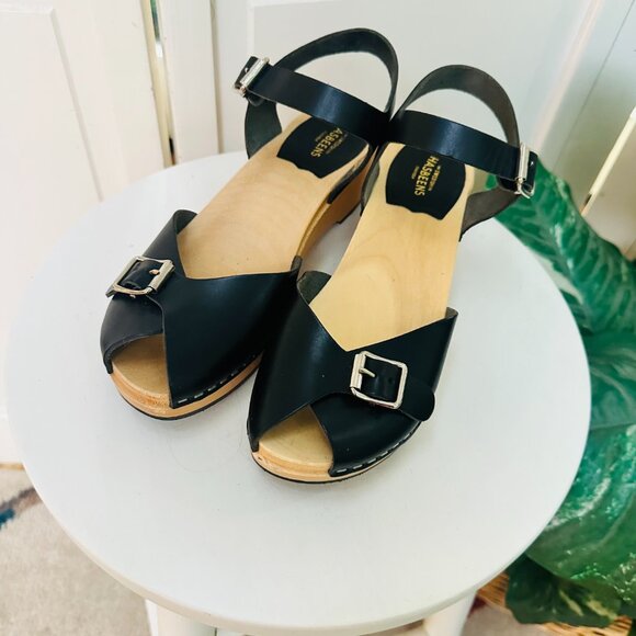 Swedish Hasbeens | Shoes | Swedish Hasbeens Black Clog Sandals Euc Open ...